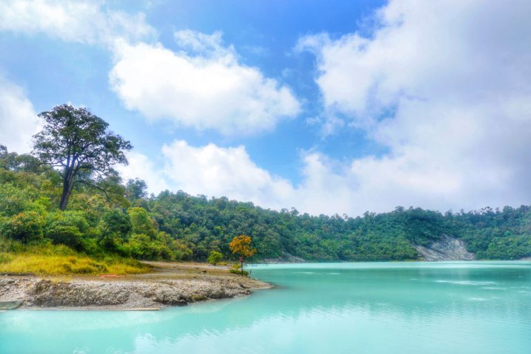 Wow! Talaga Bodas Garut Ternyata Berpotensi Jadi Wisata Pengamatan ...